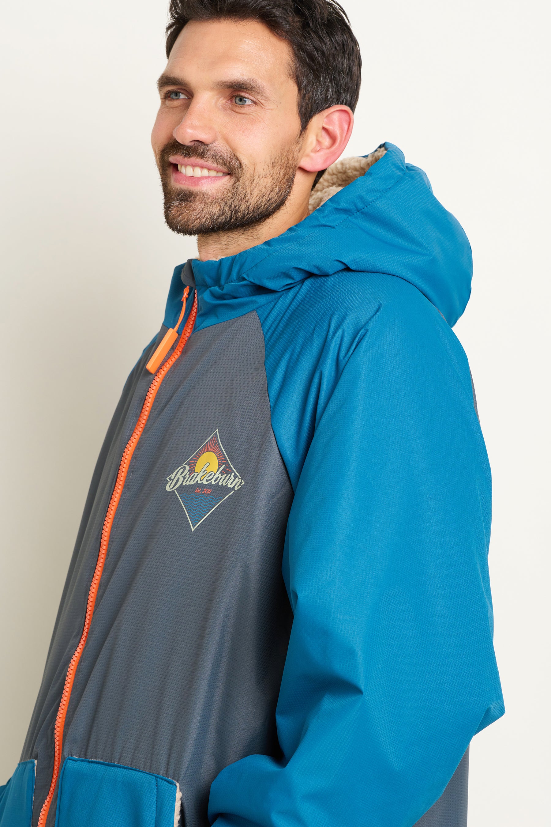 Brakeburn | Water-Resistant Men's Changing Robes