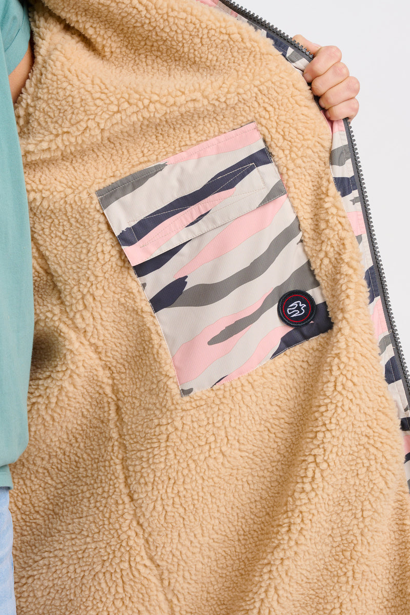 Tiger Stripe Chinook Water Resistant Changing Robe | Brakeburn
